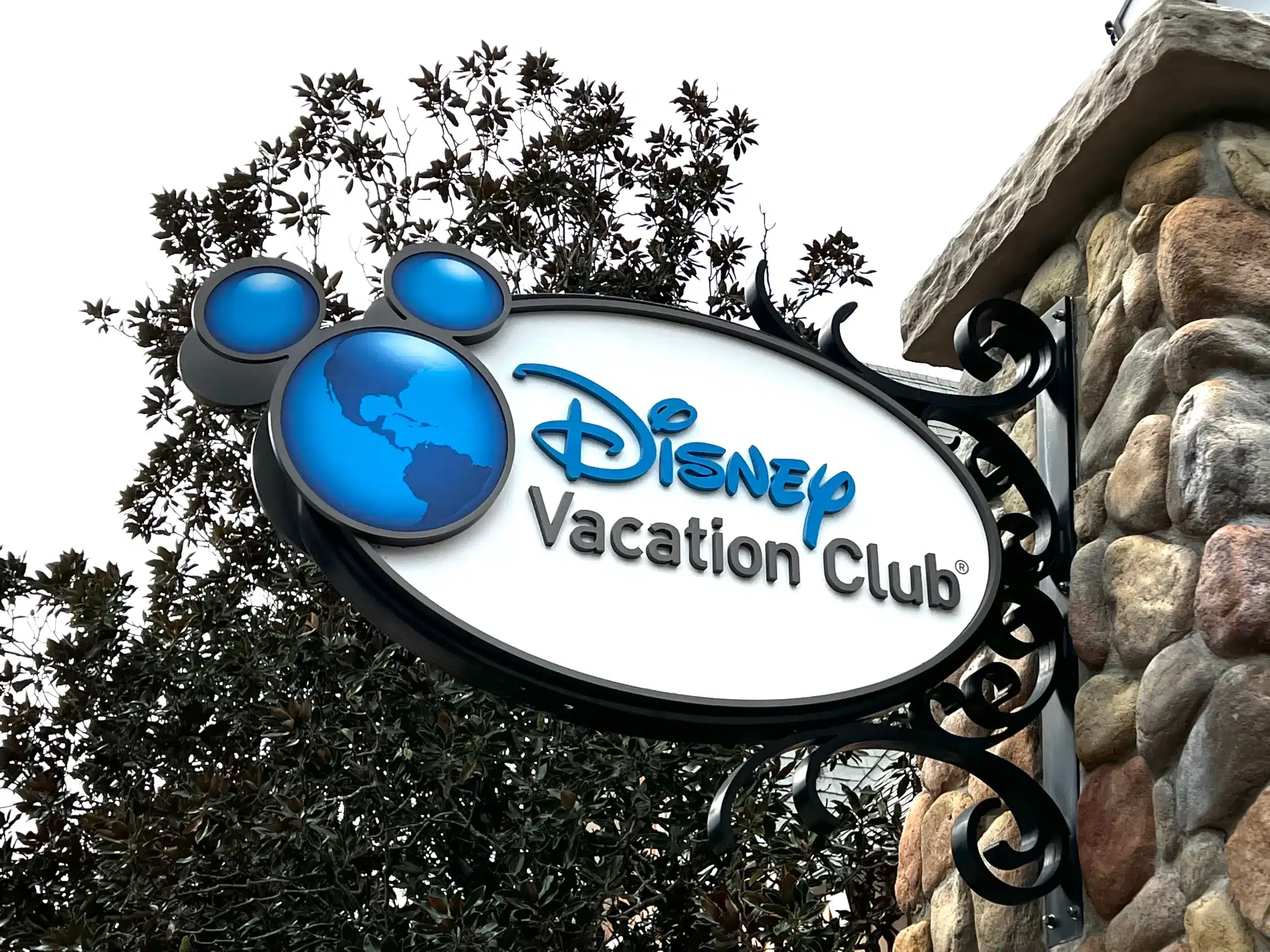 The Essential Guide to Understanding Disney Vacation Club - Leave Timeshare